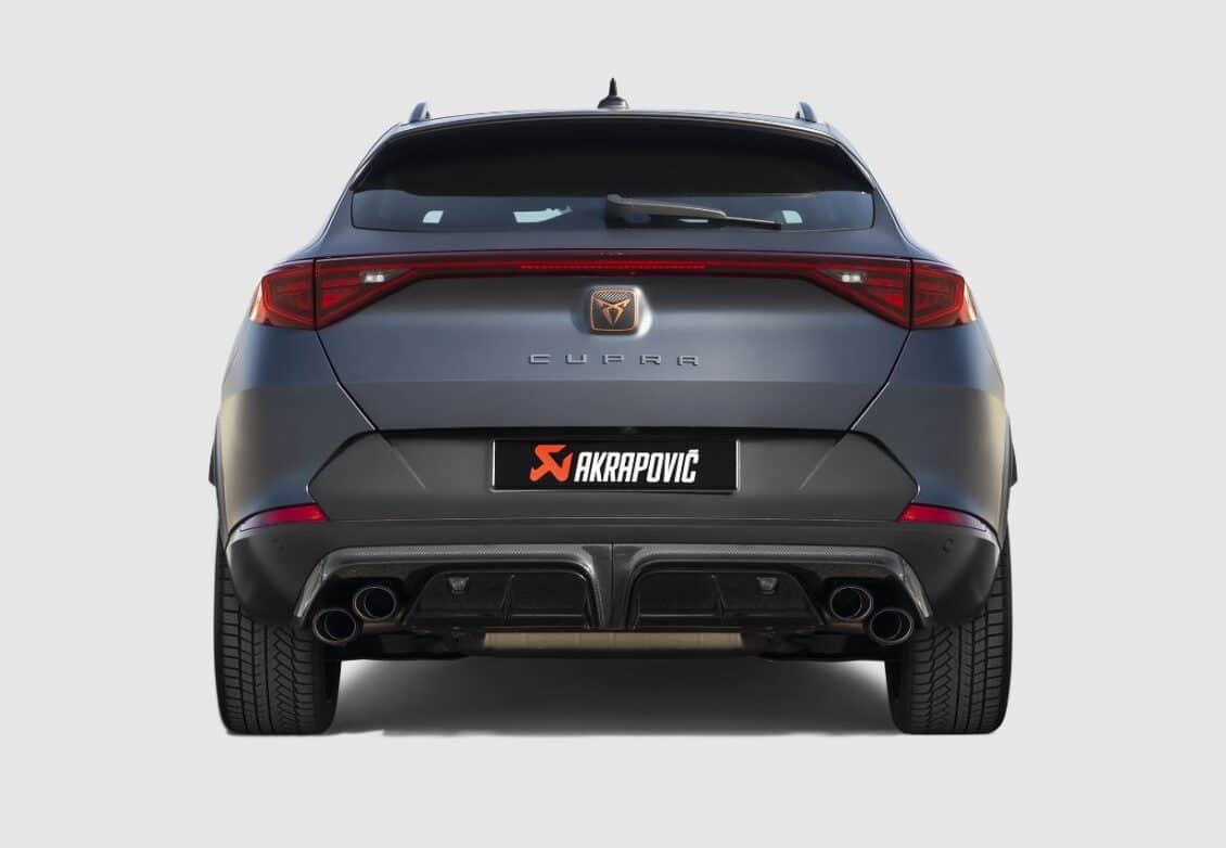 Cupra Formentor VZ5 escape Akrapovic