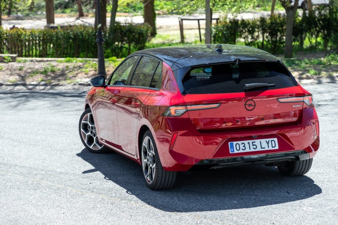 Opinión y prueba Opel Astra PHEV 180 CV 1.6 Turbo AT8 2023