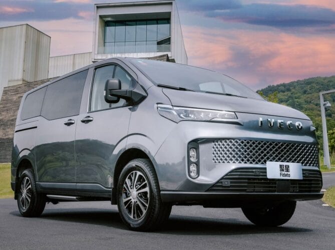 El IVECO Fidato se estrena en China con carrocería Combi