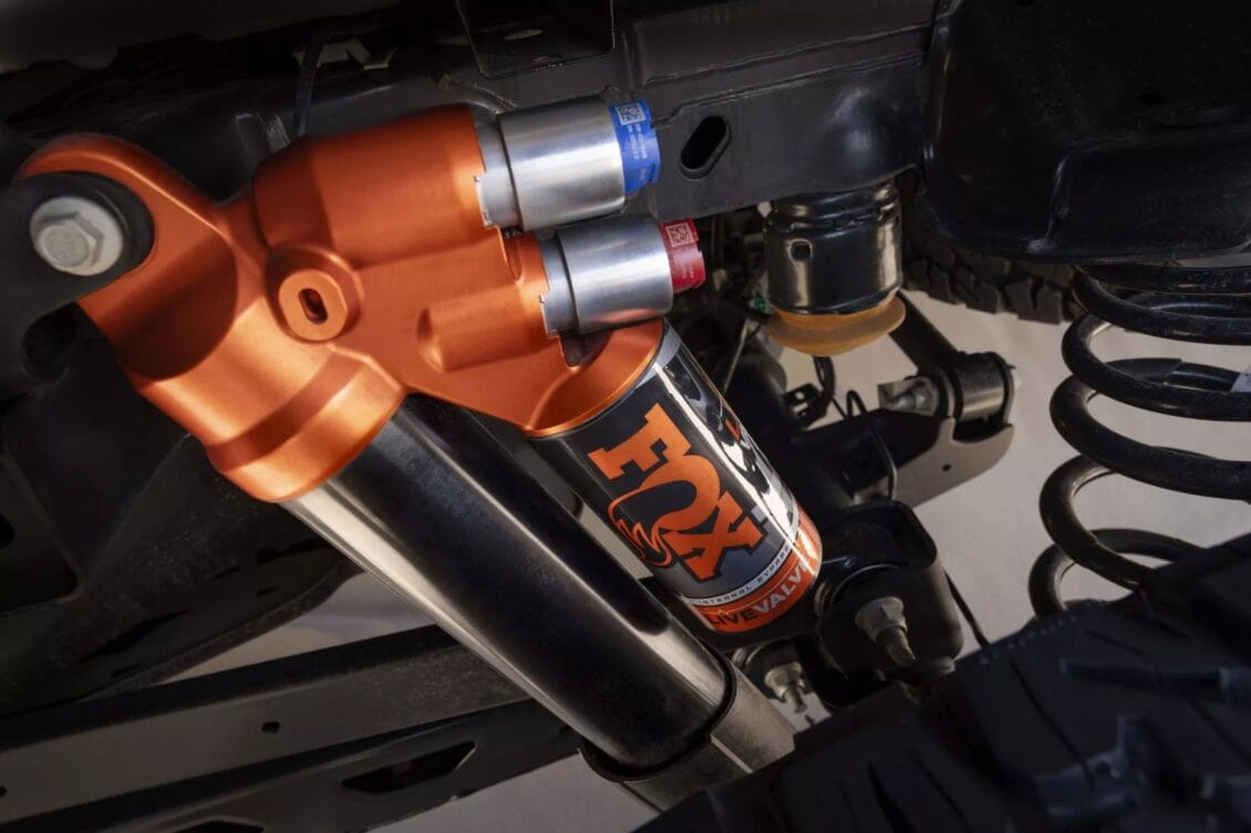 Ford F-150 Raptor 2024: más capaz y con un V8 5.2 en el R