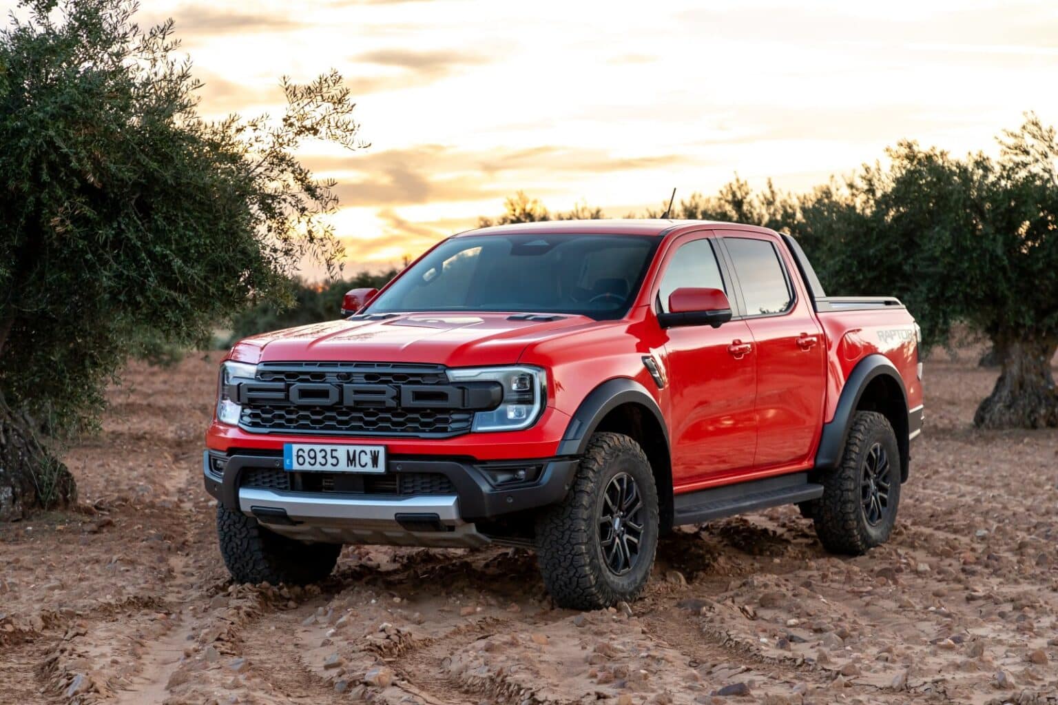 Opinión y prueba Ford Ranger Raptor V6 292 CV 2023: único
