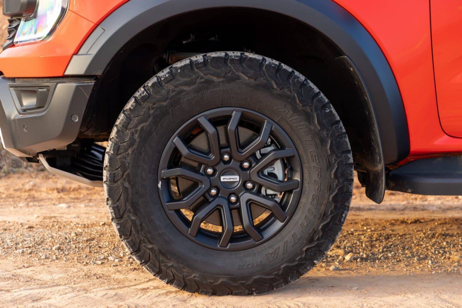 Opinión y prueba Ford Ranger Raptor V6 292 CV 2023: único