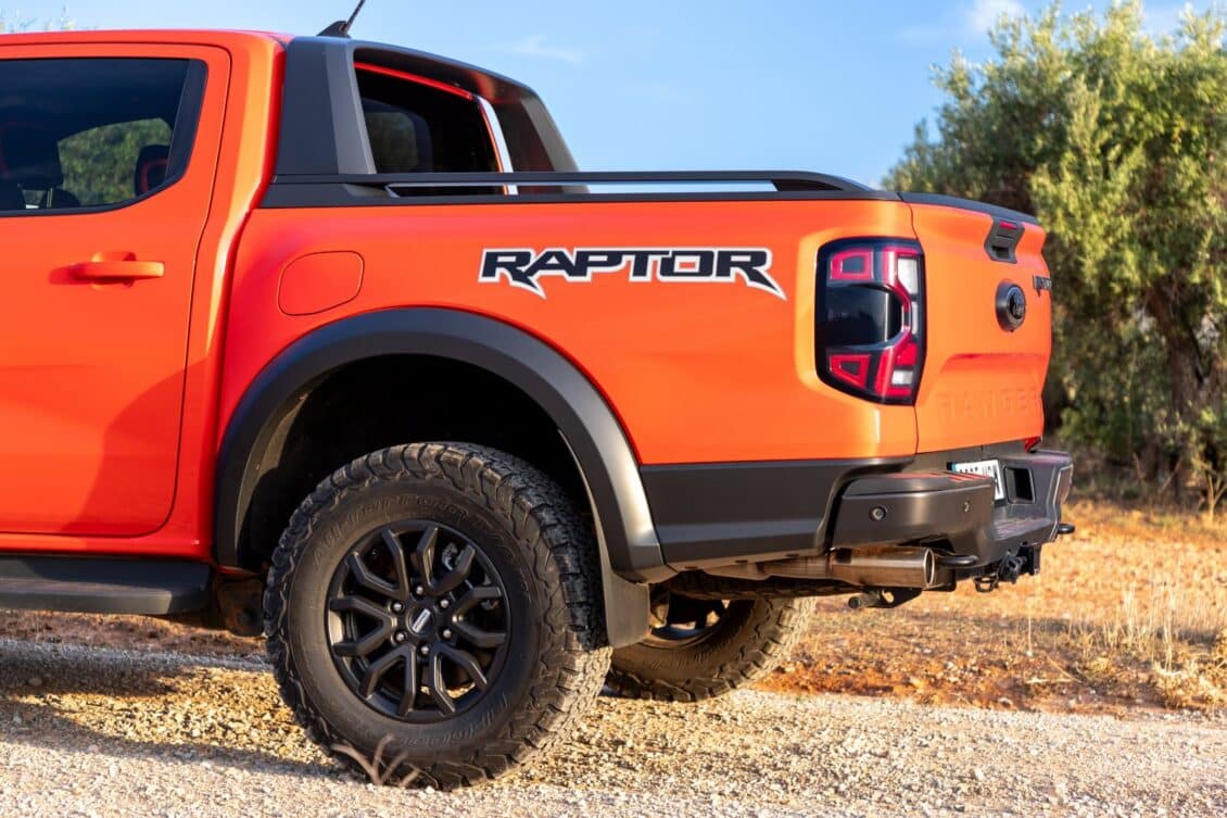 Opinión y prueba Ford Ranger Raptor V6 292 CV 2023: único