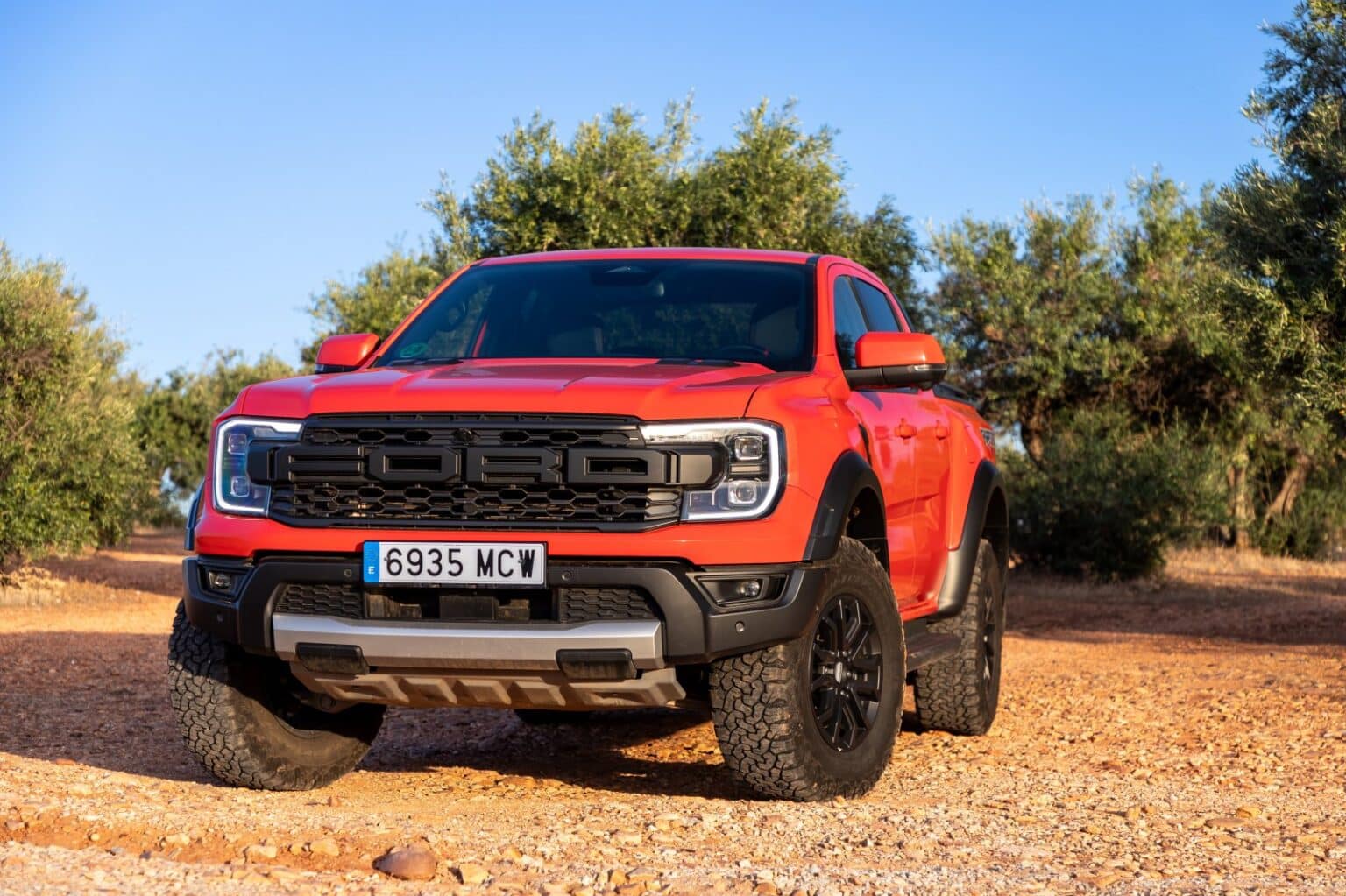 Opinión y prueba Ford Ranger Raptor V6 292 CV 2023: único