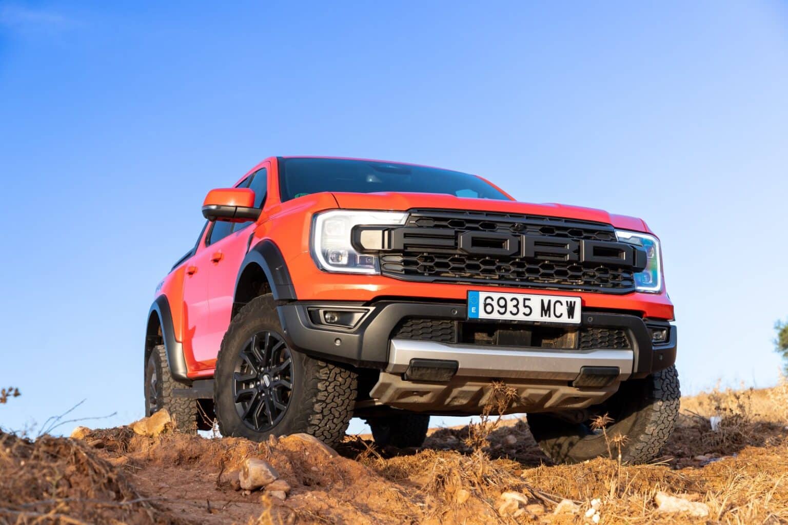 Opinión y prueba Ford Ranger Raptor V6 292 CV 2023: único