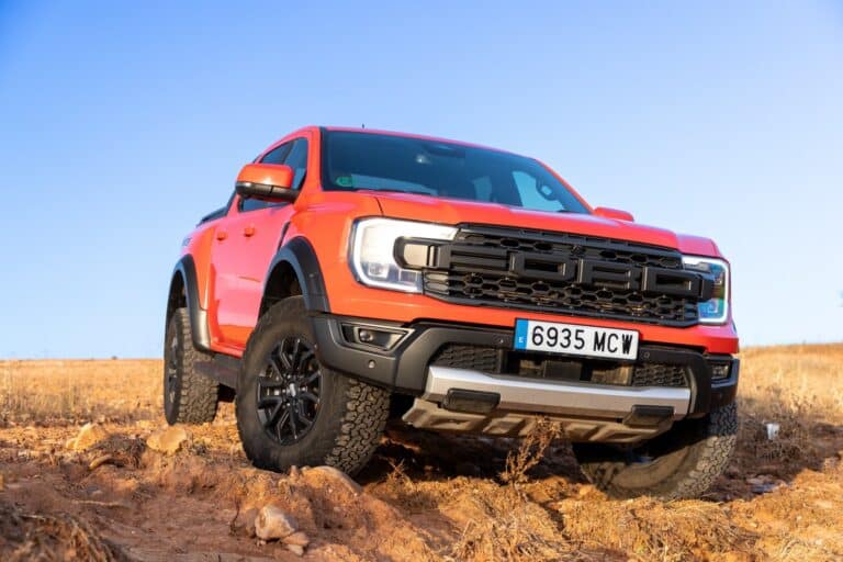 Opinión y prueba Ford Ranger Raptor V6 292 CV 2023: único