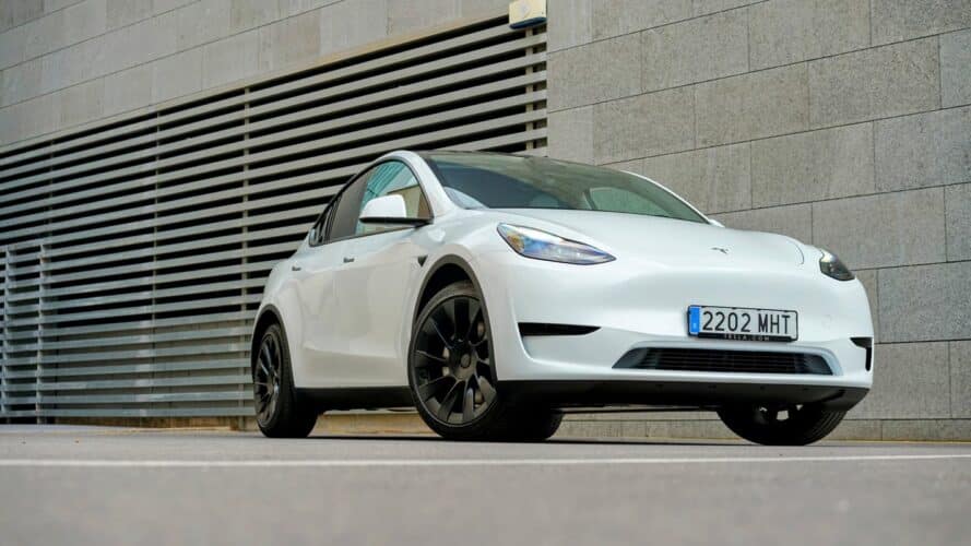 Opinión y prueba Tesla Model Y RWD 2024: aprueba con nota