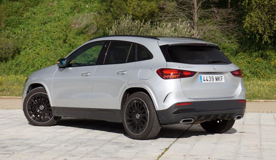 Opinión y prueba Mercedes GLA 200d 4Matic diésel y llamativo