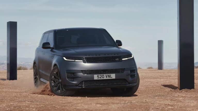 Range Rover Sport Stealth Pack: lo apuesta todo al negro