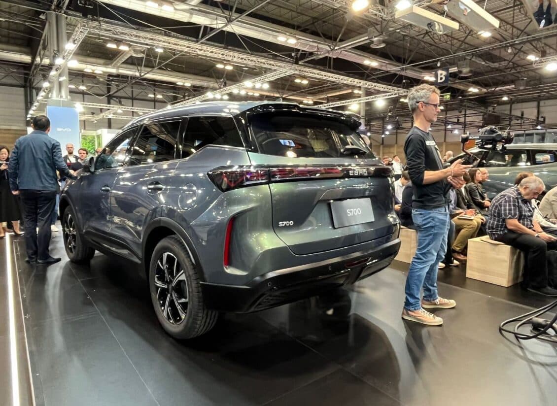 El Ebro S700 PHEV debuta en Madrid, primeros detalles