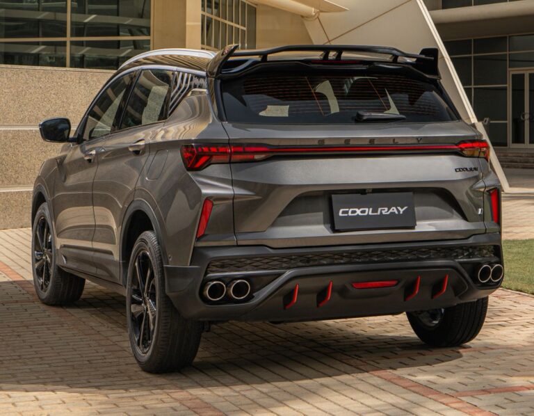 El Geely Coolray ya está en Europa; 172 CV y mucho equipo