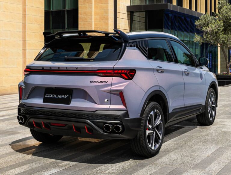 El Geely Coolray ya está en Europa; 172 CV y mucho equipo