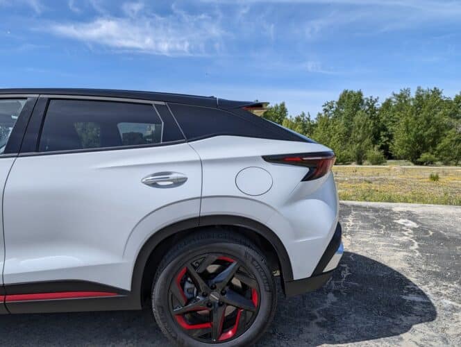 OMODA 5, opinión, precios prueba, equipamiento y acabados