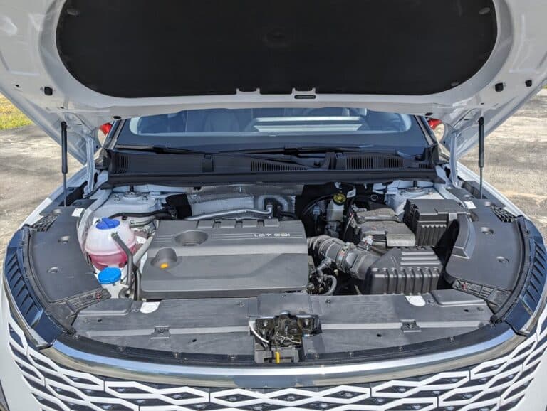 OMODA 5, opinión, precios prueba, equipamiento y acabados