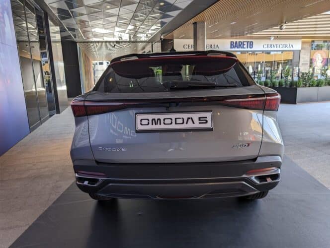 OMODA 5, opinión, precios prueba, equipamiento y acabados