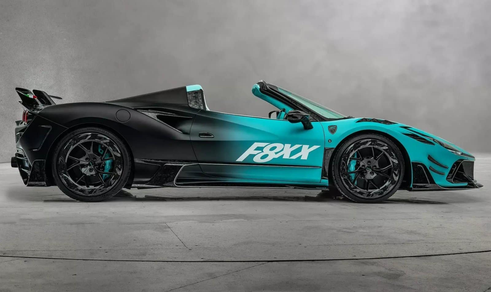 Este Mansory F8XX roza los 900 CV y quita el hipo de un simple vistazo ...