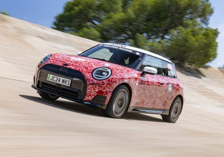 El MINI John Cooper Works GP tiene cambio automático y no manual ...