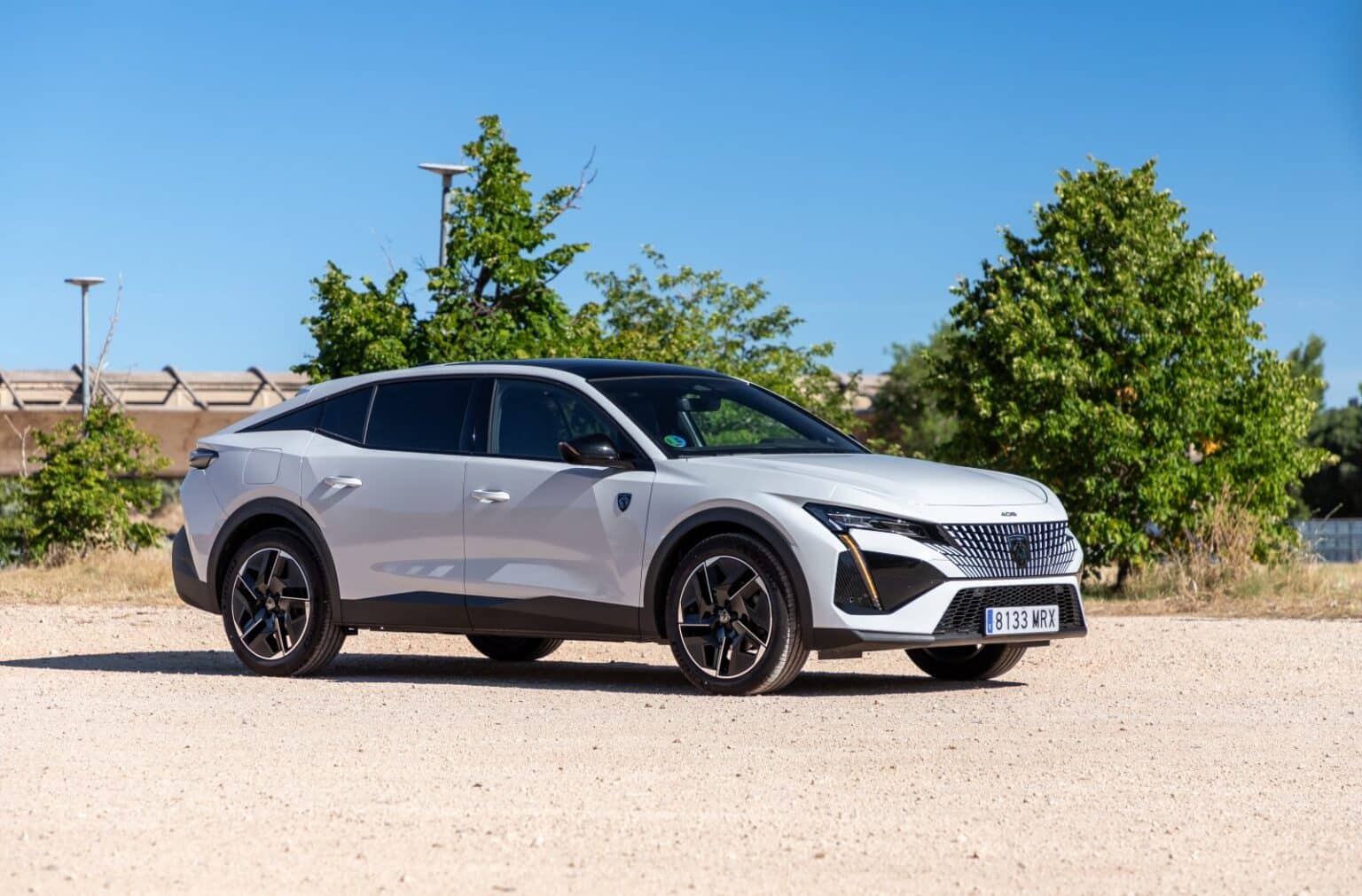 Opinión y prueba Peugeot 408 Hybrid 136 e-DCS6 GT 2024