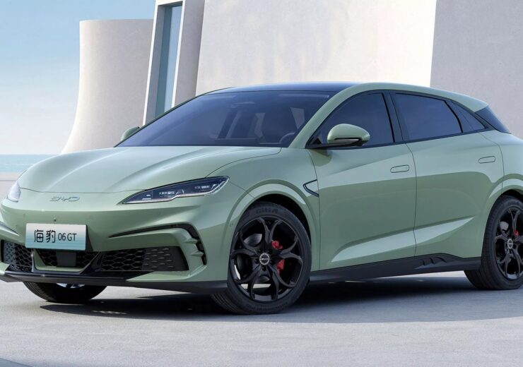 El BYD Seal 06 DM-i hybrid llega como la versión familiar