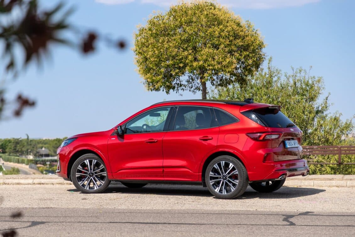 Opinión prueba Ford Kuga 2.5 FHEV 183 CV AWD ST-Line X 2024