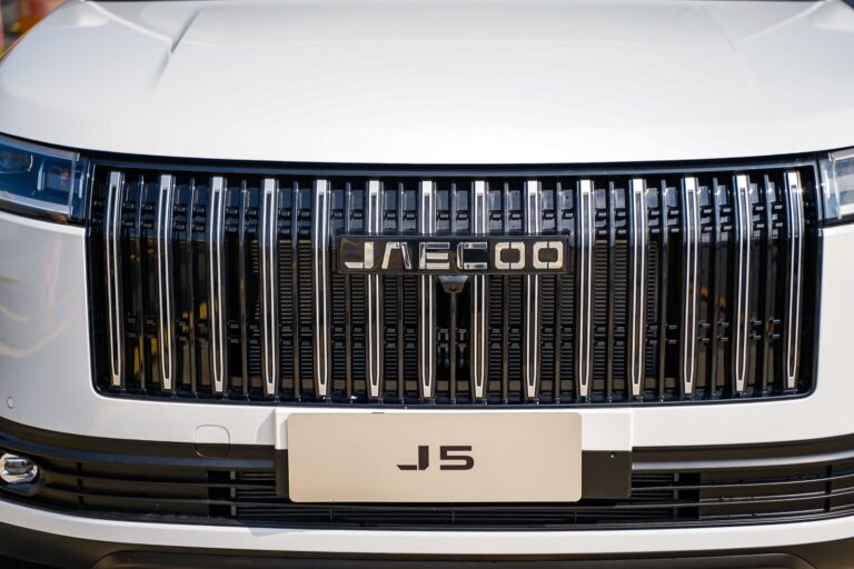 Primeros detalles del Jaecoo 5 2025: gasolina, híbrido y EV