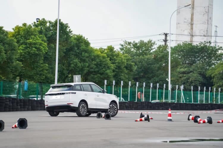 Primeros detalles del Jaecoo 5 2025: gasolina, híbrido y EV