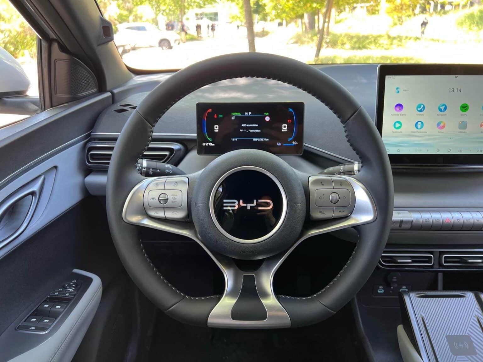 Opinión y prueba BYD Dolphin Surf 2025: acierto para la urbe