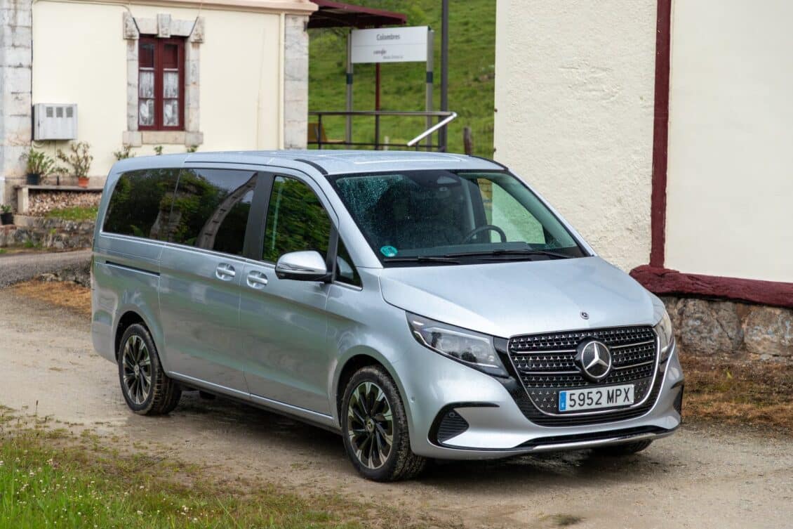 Opinión y prueba Mercedes-Benz Clase V 300 d Largo 2025