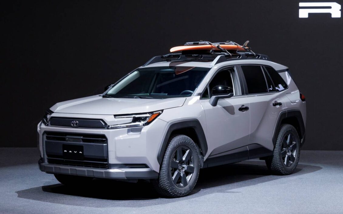 El Toyota RAV4 2025 debuta y esto es todo lo que sabemos