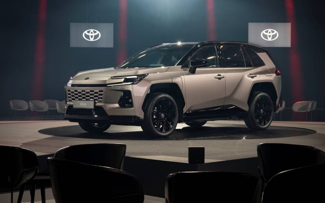 El Toyota RAV4 2025 debuta y esto es todo lo que sabemos