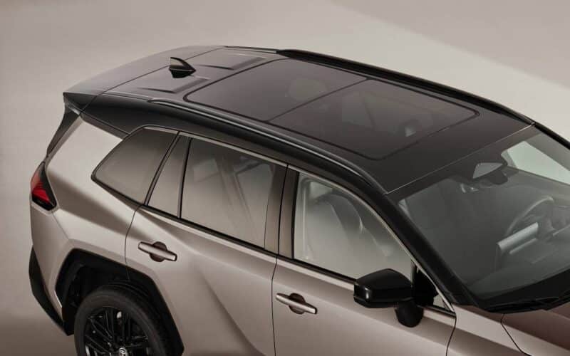 El Toyota RAV4 2025 debuta y esto es todo lo que sabemos